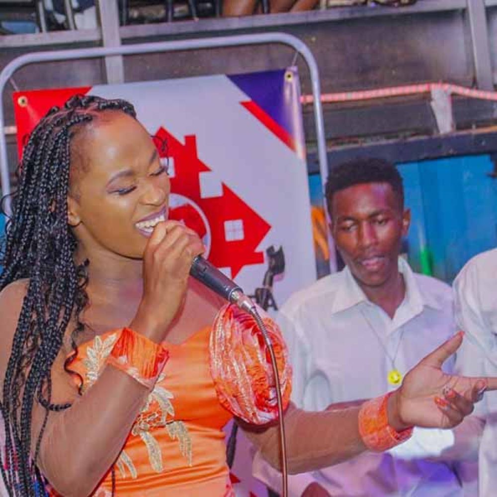 Miriam Wamuthungu - pure kikuyu lyrics